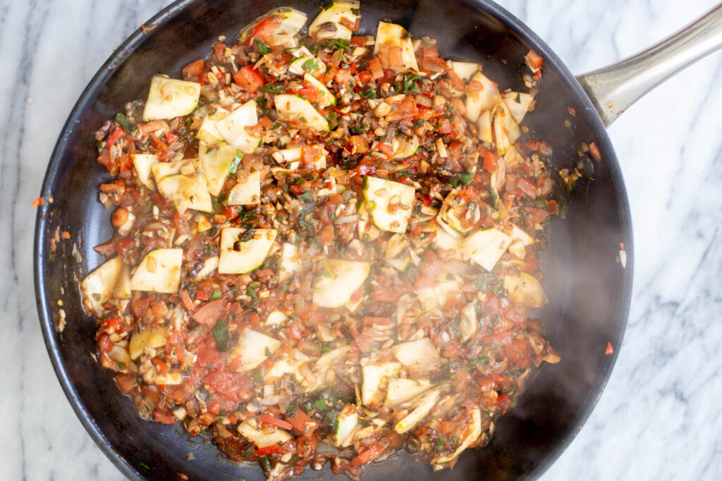 Veggie Pasta with Sun-dried Tomatoes & Walnuts