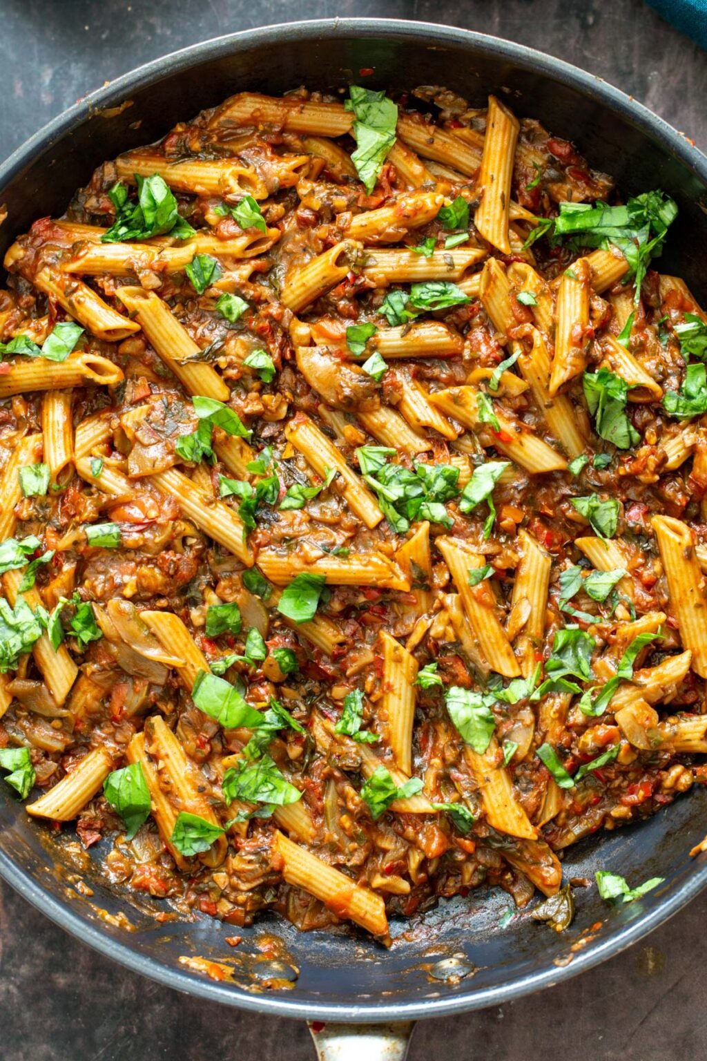 Veggie Pasta with Sun-dried Tomatoes & Walnuts