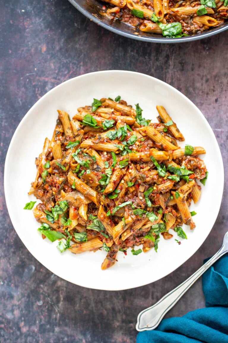 Veggie Pasta with Sun-dried Tomatoes & Walnuts