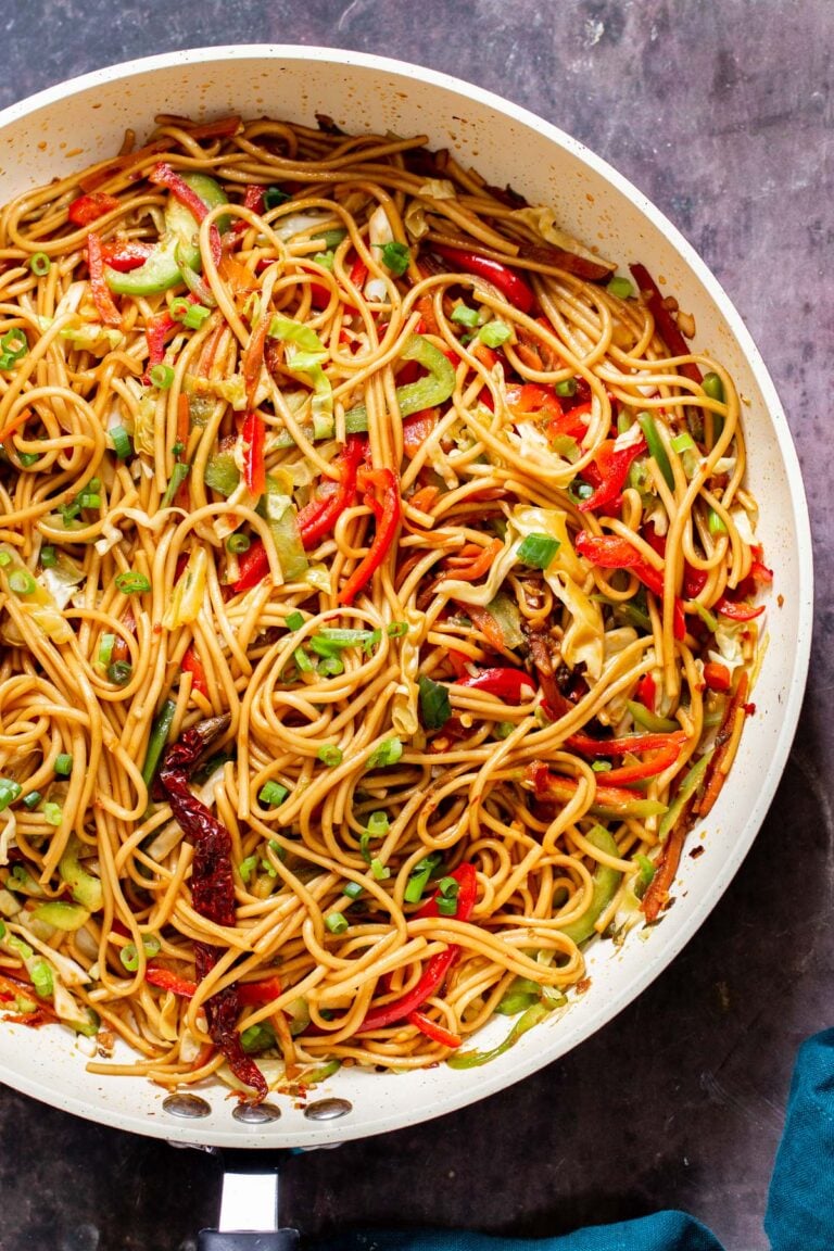 Indo Chinese Chilli Garlic Noodles - Vegan Richa