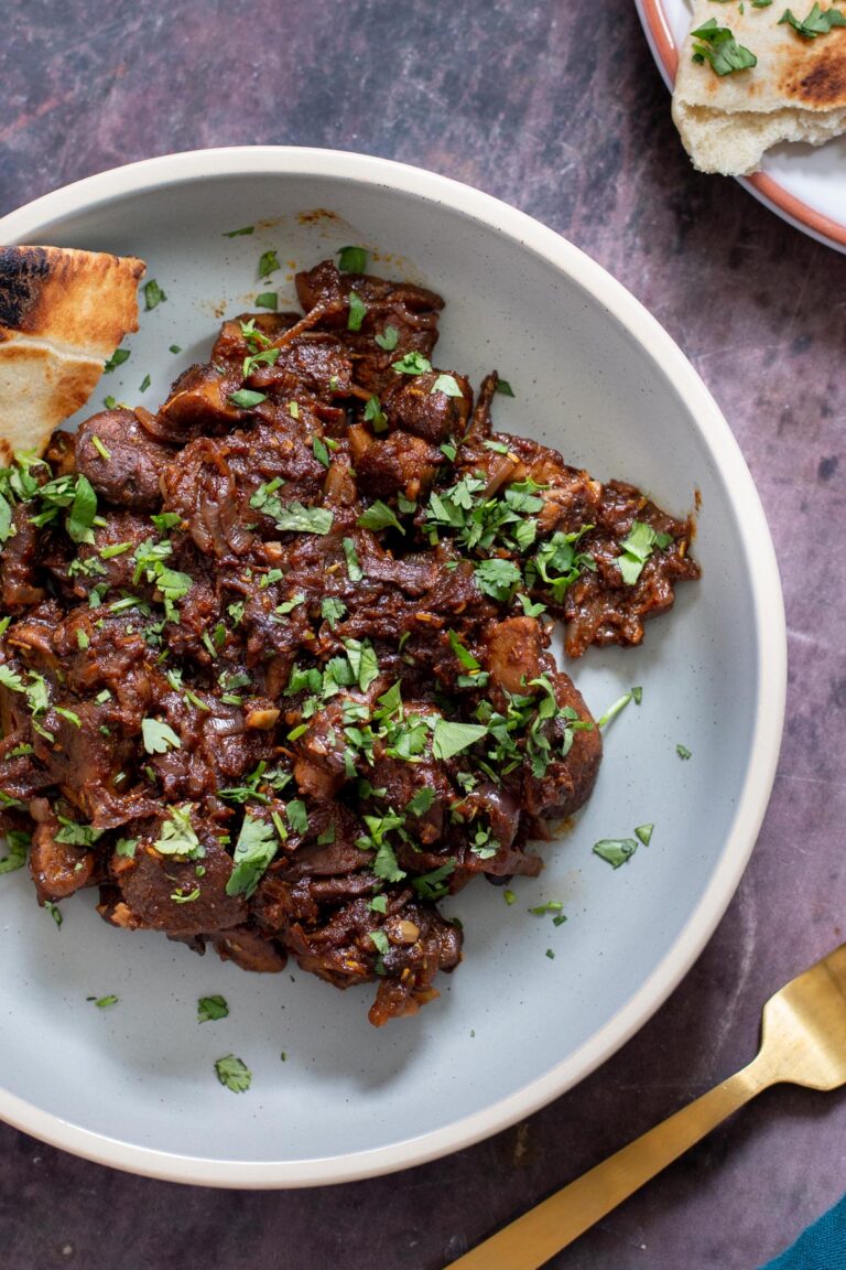 Ethiopian Inspired Mushroom Tibs Stir-Fry - Vegan Richa