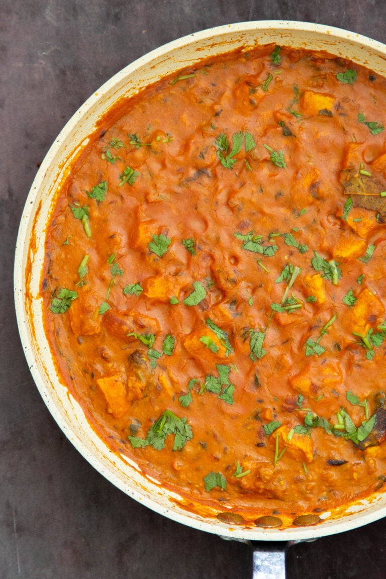 Vegan Balti Chicken (Indian Cumin Cardamom Curry) - Vegan Richa