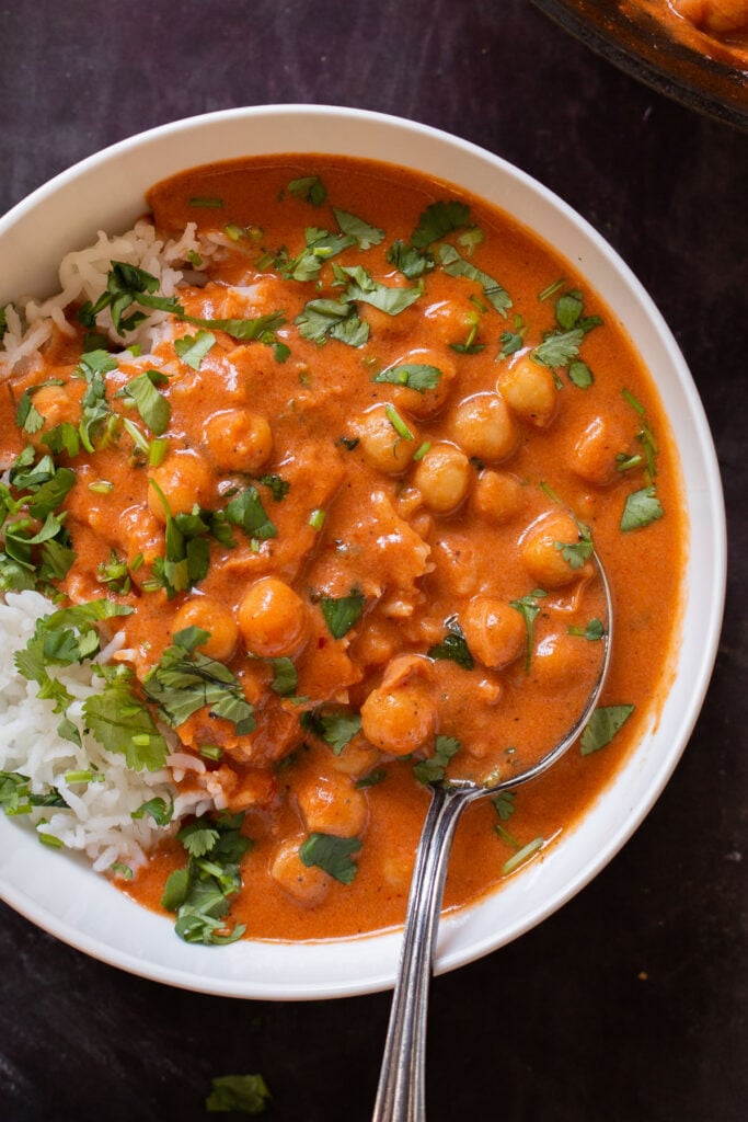 Butter chickpeas 8 ingredients 30 minutes | Diy Guides Guides