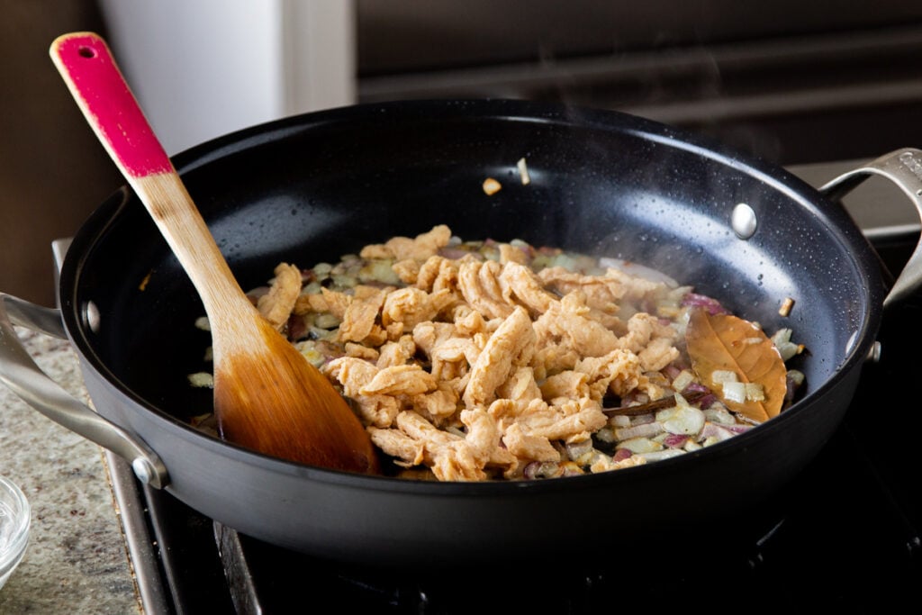 Vegan Dalcha (Indian lentil meat stew)