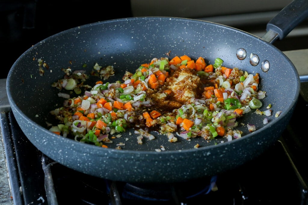 Easy Schezwan Fried Rice (30 minutes, one-pan meal)