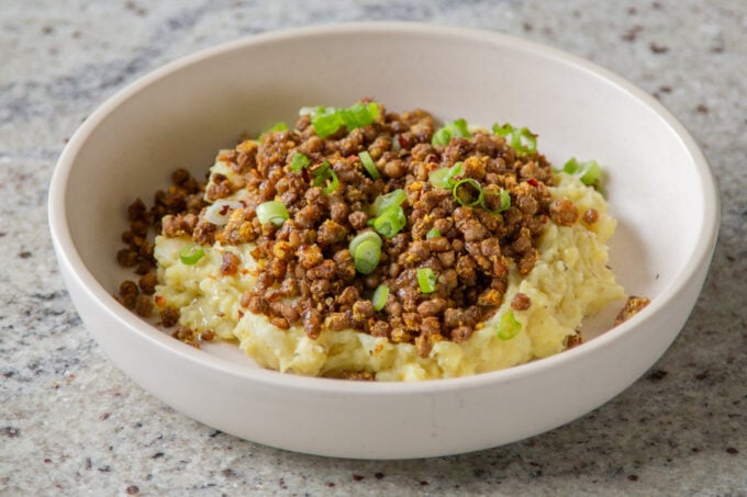 Popped Lentils with Mashed Potatoes