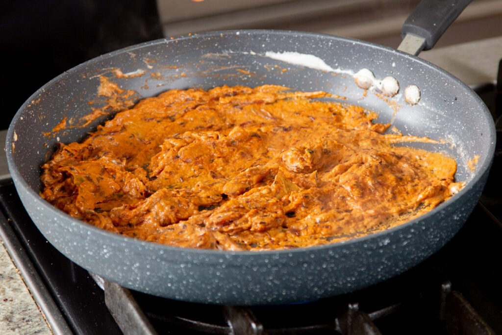 White Beans in Toasted Cumin Onion Sauce (Beans do Pyaza)