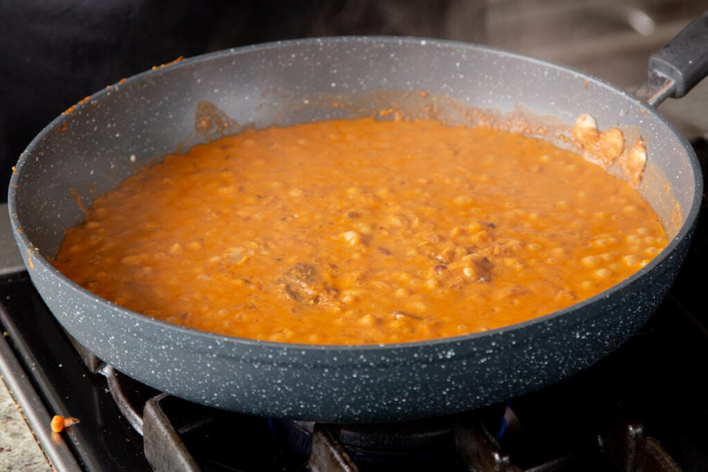 White Beans in Toasted Cumin Onion Sauce (Beans do Pyaza)