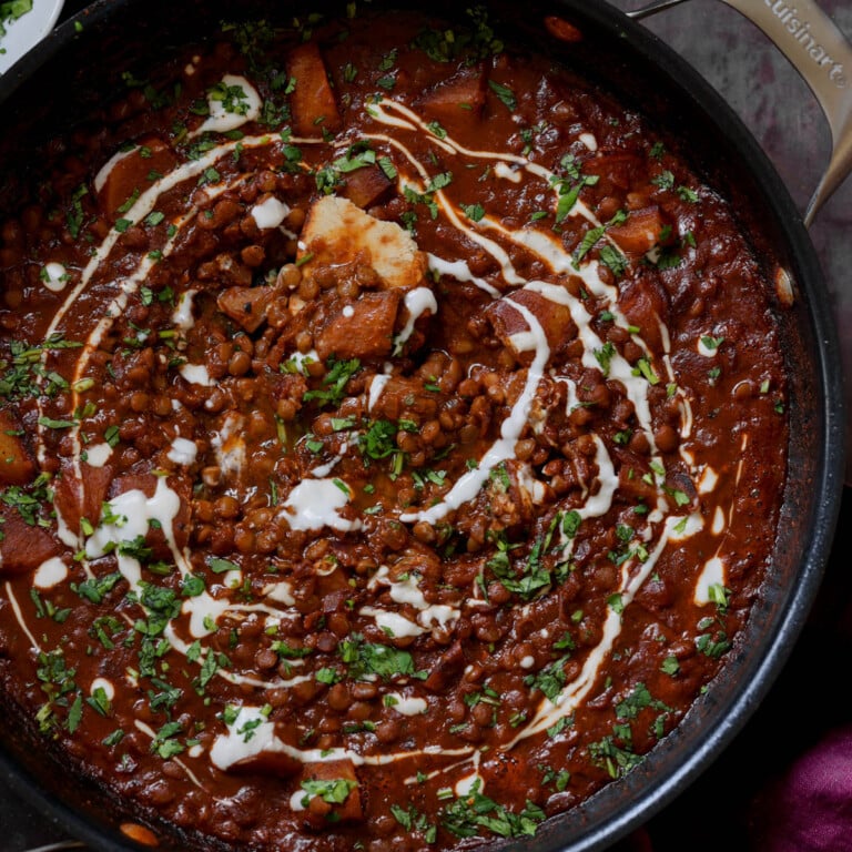 Vindaloo Curry with Lentils and Potatoes
