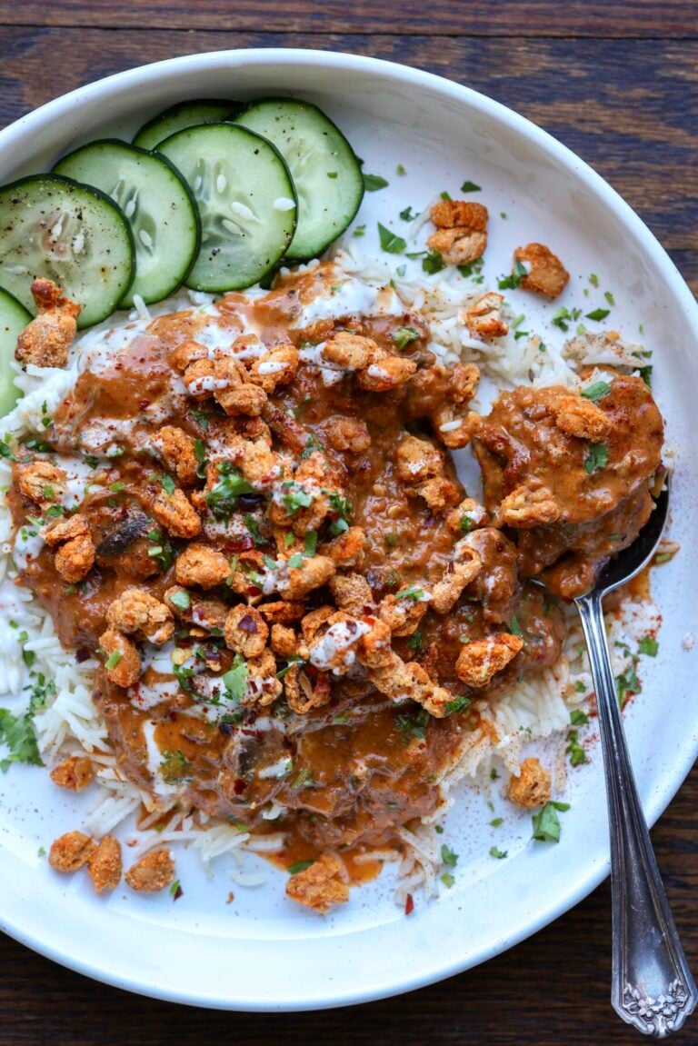 Balchao Mushrooms with Crispy White Beans (Indian Chili garlic curry)