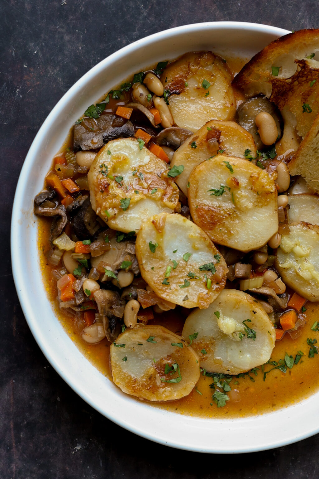1-Pan Mushroom Potato Casserole with Herbed Garlic Butter